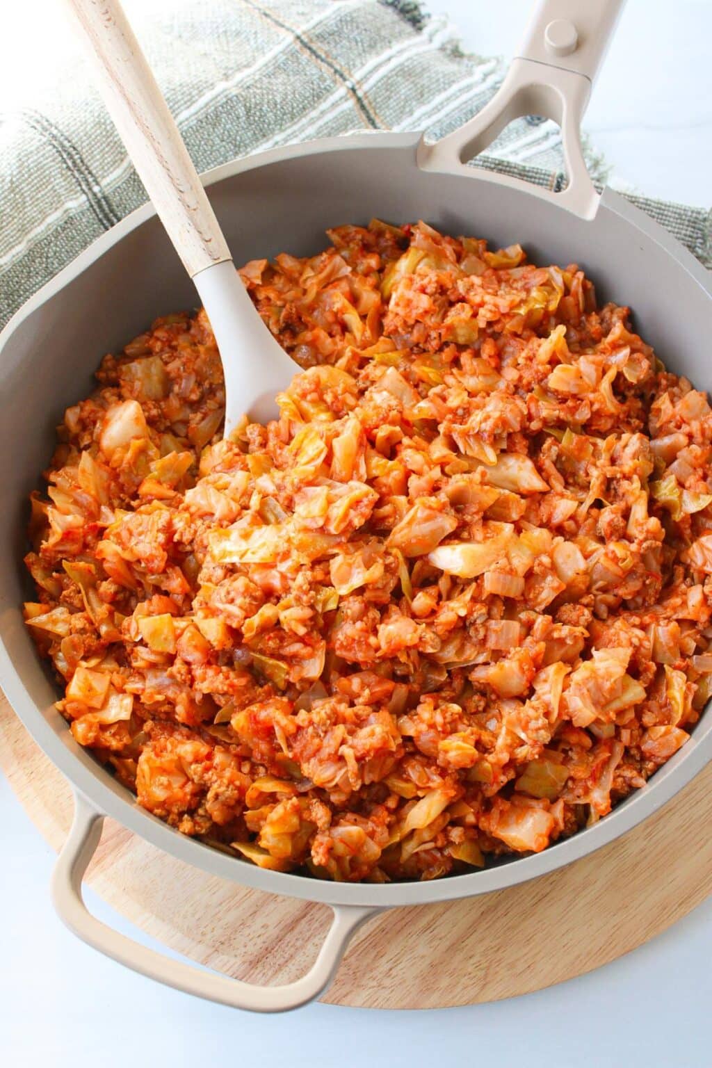 Easy Cabbage Roll in a Bowl (Unstuffed Cabbage Rolls) - The Balanced ...