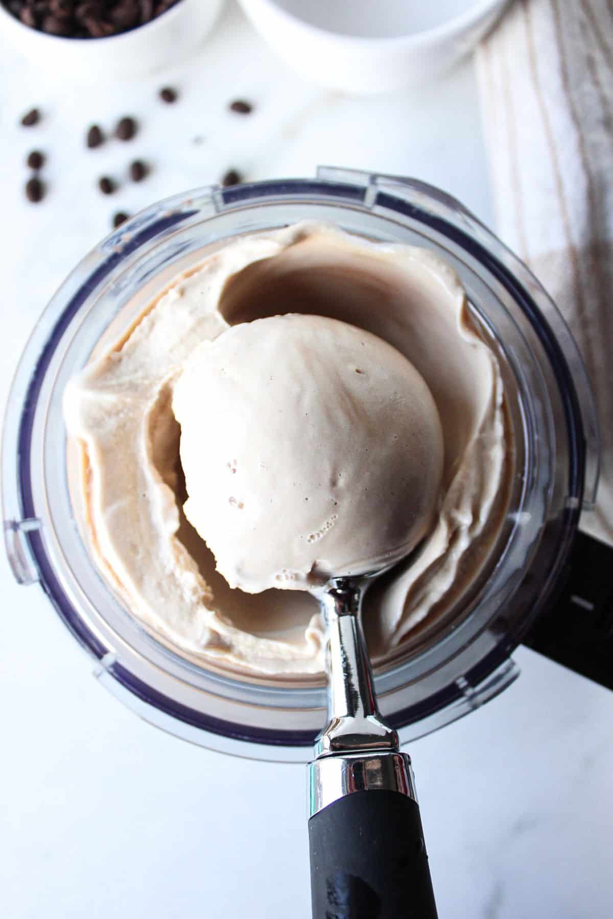 Easy Creamy Ninja Creami Coffee Ice Cream (4 Ingredients) - The ...