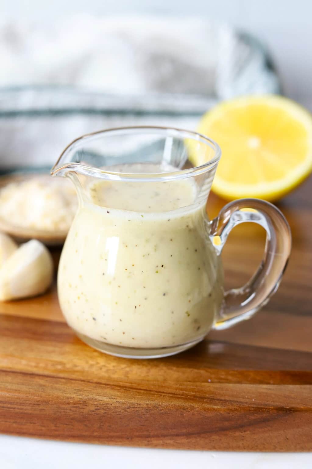 Easy Garlic Parmesan Dressing - The Balanced Nutritionist