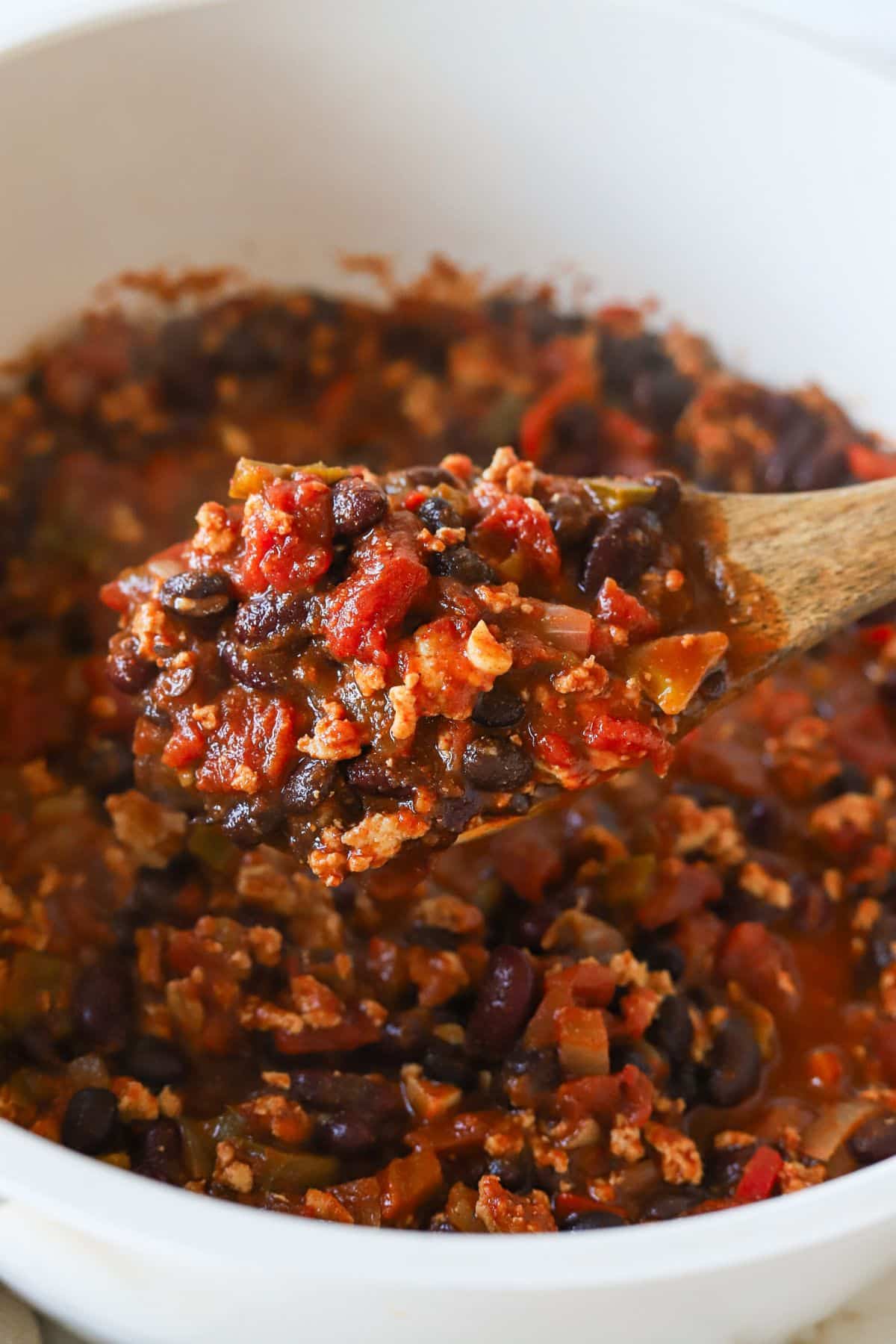 Ground Chicken Chili Recipe (Easy and Healthy!) - The Balanced Nutritionist