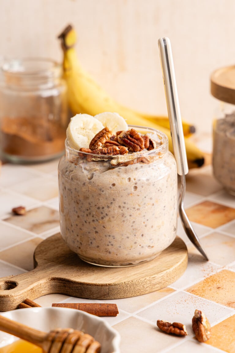Banana Bread Overnight Oats - The Balanced Nutritionist
